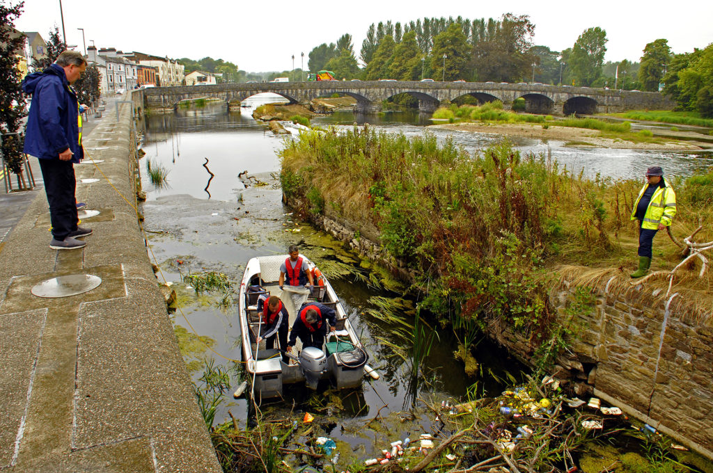 Big river clean-up - The Avondhu Newspaper