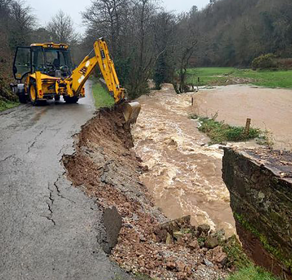 Road collapses into river - The Avondhu Newspaper