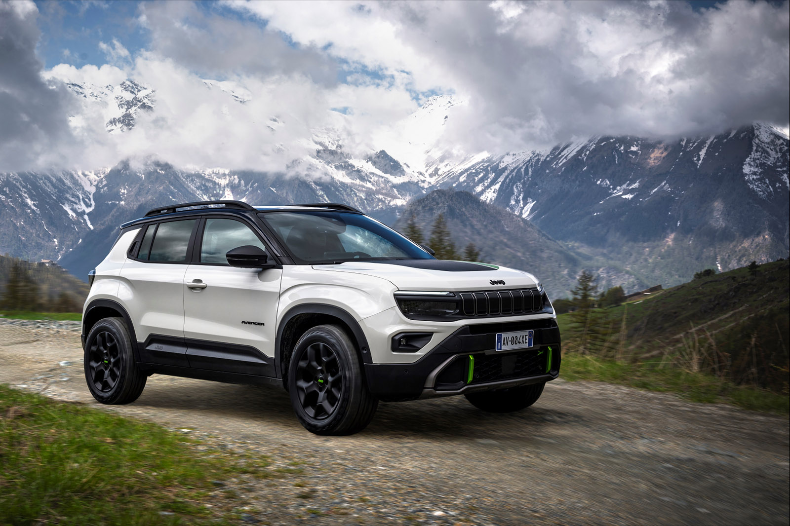 Introducing the new Jeep Avenger 4xe - The Avondhu Newspaper