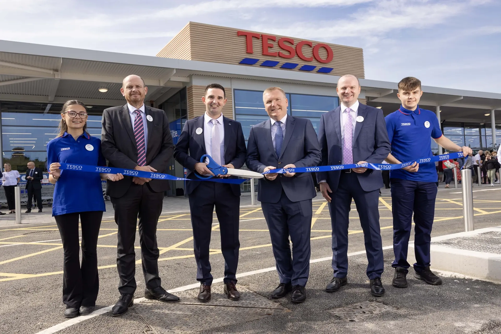 €20m Tesco superstore officially opens in Fermoy - The Avondhu Newspaper
