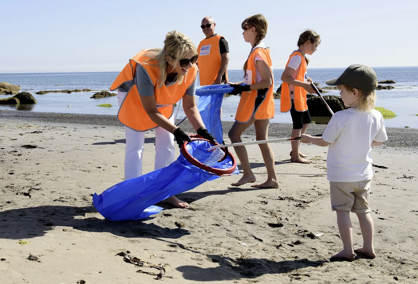 Fight against marine litter with the Big Beach Clean 2025 - The Avondhu ...